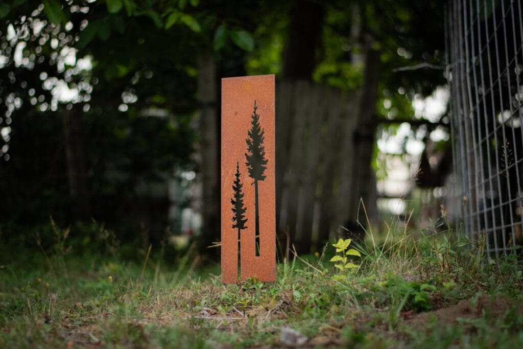 Small Fir Tree Panel, with Ground Stakes SP1001S - Metal Art Fever